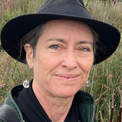 Una Rey – The Conversation