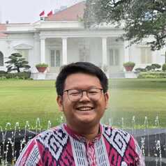 Alexander Michael Tjahjadi – The Conversation