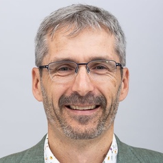 Stefan B. Williams – The Conversation