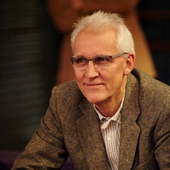 An artist’s lens on the wonders of the world brings science to life