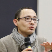 Lever l’effet « boîte noire » des méthodes d’IA en analysant des textes