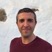 Illegal small arms trade requires a global response