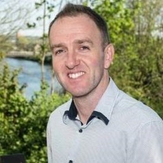 Neil Entwistle – The Conversation