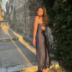 Hannah Zur – The Conversation