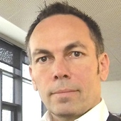 Why native English speakers fail to be understood in English – and lose ...