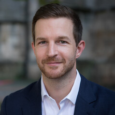 Ralph Luetticke – The Conversation