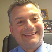 6 ways recent college graduates can enhance their online job search