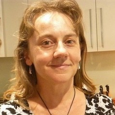 Leigh Tooth – The Conversation